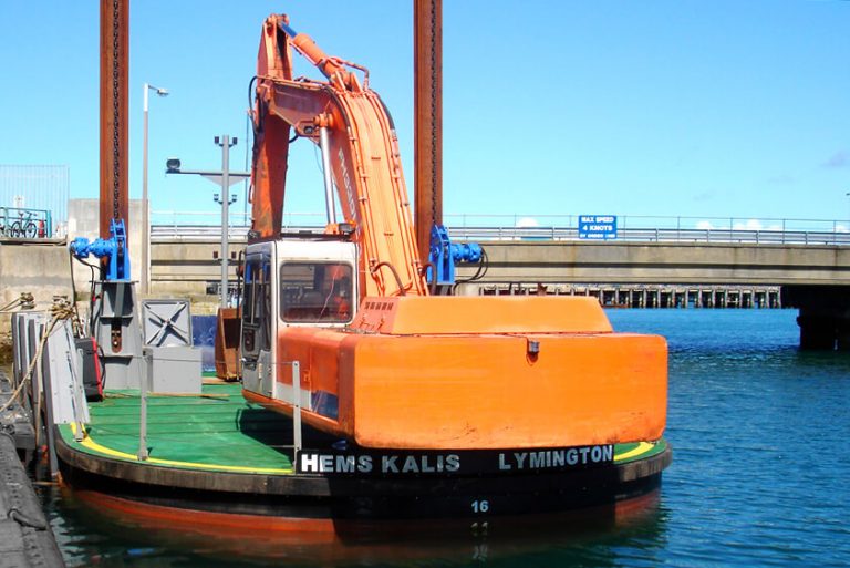 Work Barges - Manor Marine UK Ltd